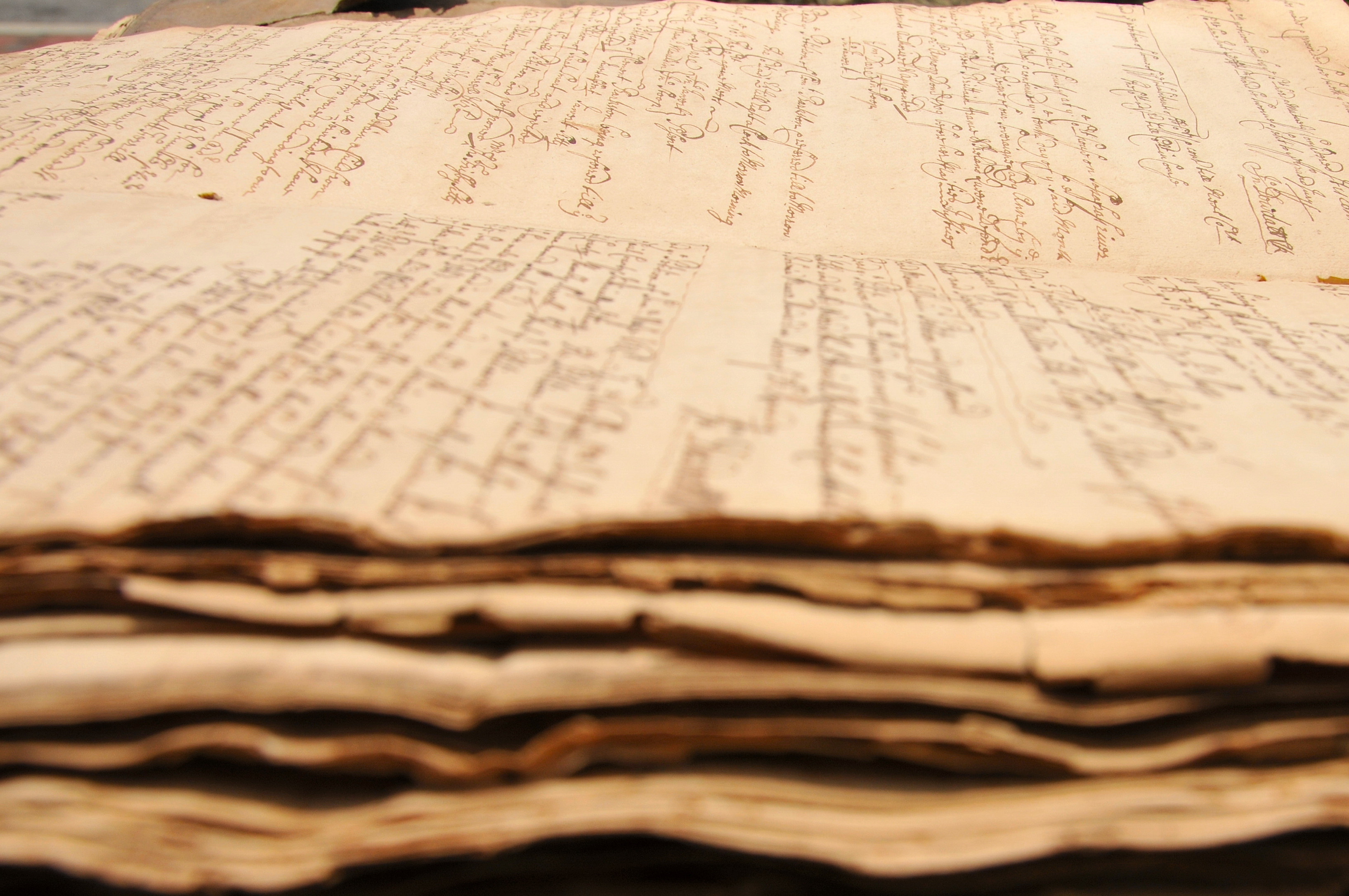 ENGLISH SECTION – Scriem istoria ta *** We Write Your History